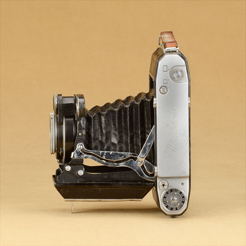 ZORKI（佐尔基） 莫斯科系列 MOCKBA-5 大中画幅相机 - 『祥升行』老相机博物馆 - 中国北京木制古董相机博物馆 | 祥升行影像