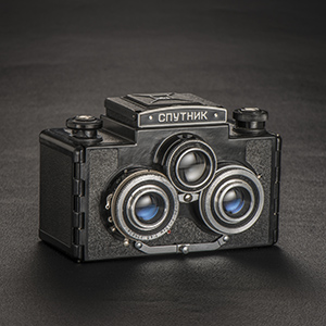 Sputnik 前苏联俄罗斯 Sputnik/СПУTHИK（中文名：人造卫星）立体120双反立体相机 - 『祥升行』老相机博物馆 - 中国 ...